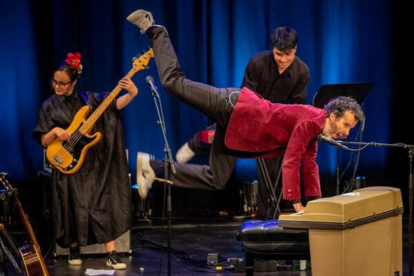 Watch Bret McKenzie’s Live Performance Of “Dave’s Place” From Songs ...