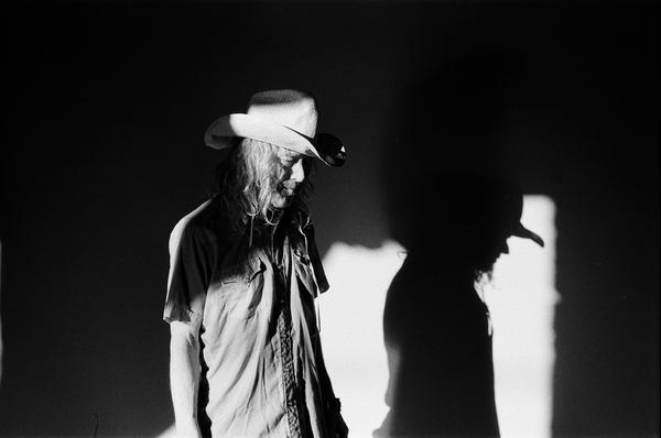 Alan Sparhawk Releases Striking, Timely New Songs: “JCMF” and “No More ...